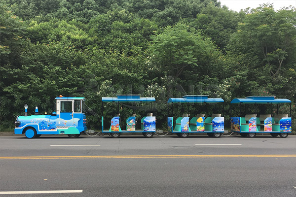 How Trackless Sightseeing Trains Redefine the Tourist Experience ...